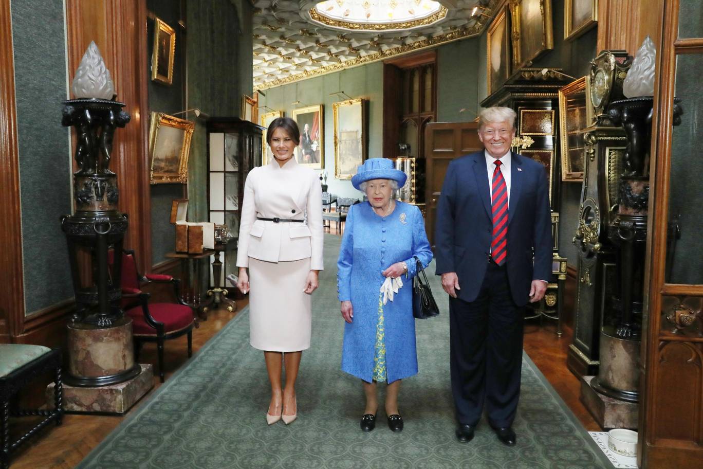 News – I Trump a Windsor Castle per un tea con Her Majesty | Lady ...