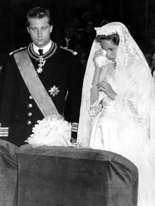 Sessantacinque anni insieme (più o meno) | Lady Violet Sofa